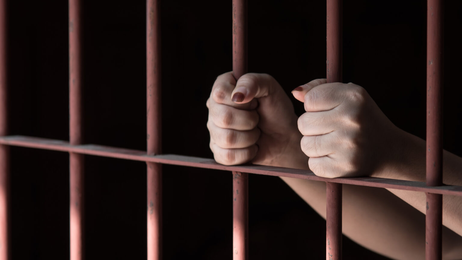 Devine interzis total în România! Închisoare de până la 7,5 ani pentru ...